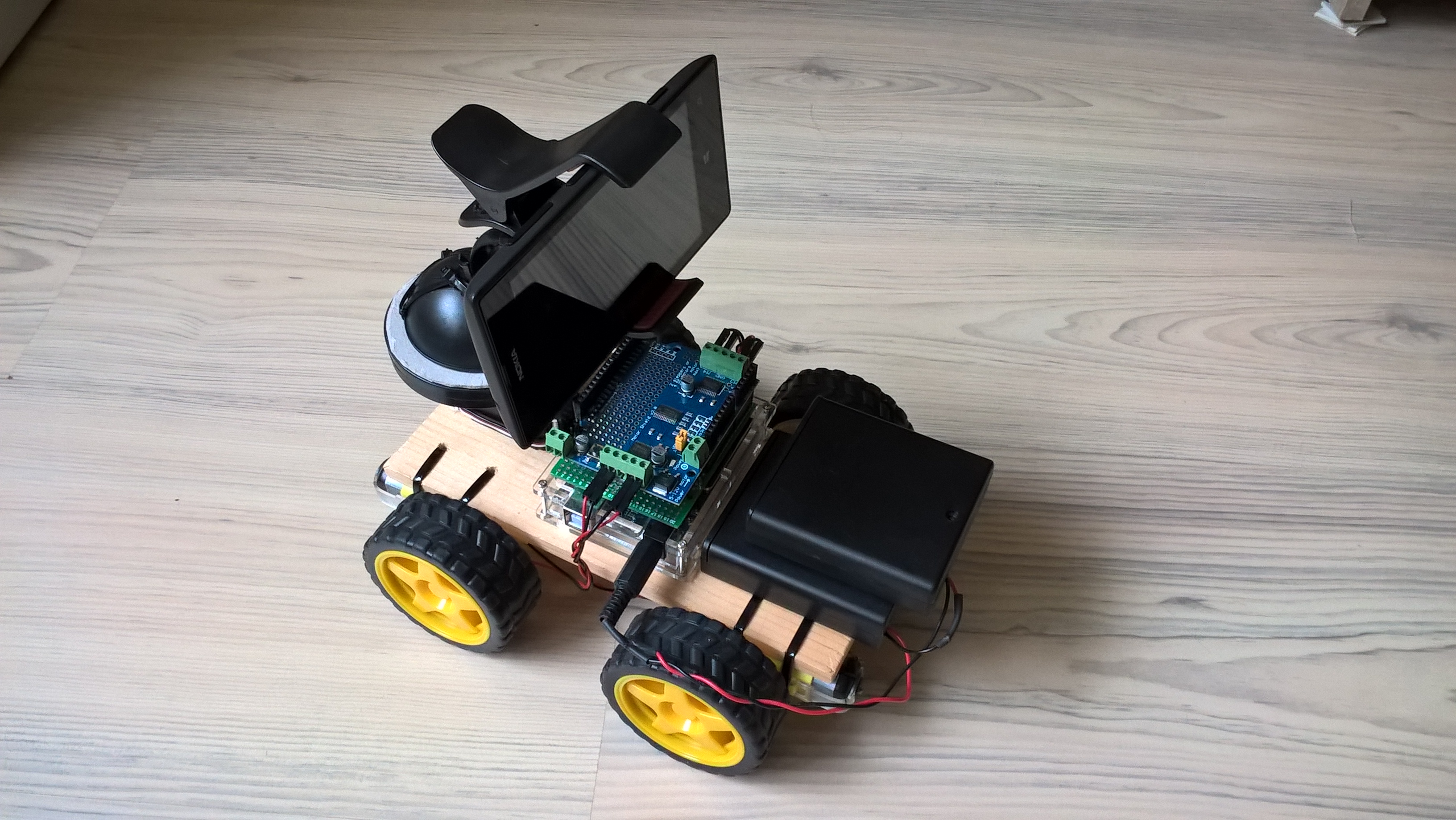 GitHub - dominikfilkus/arduino-spybot-V2