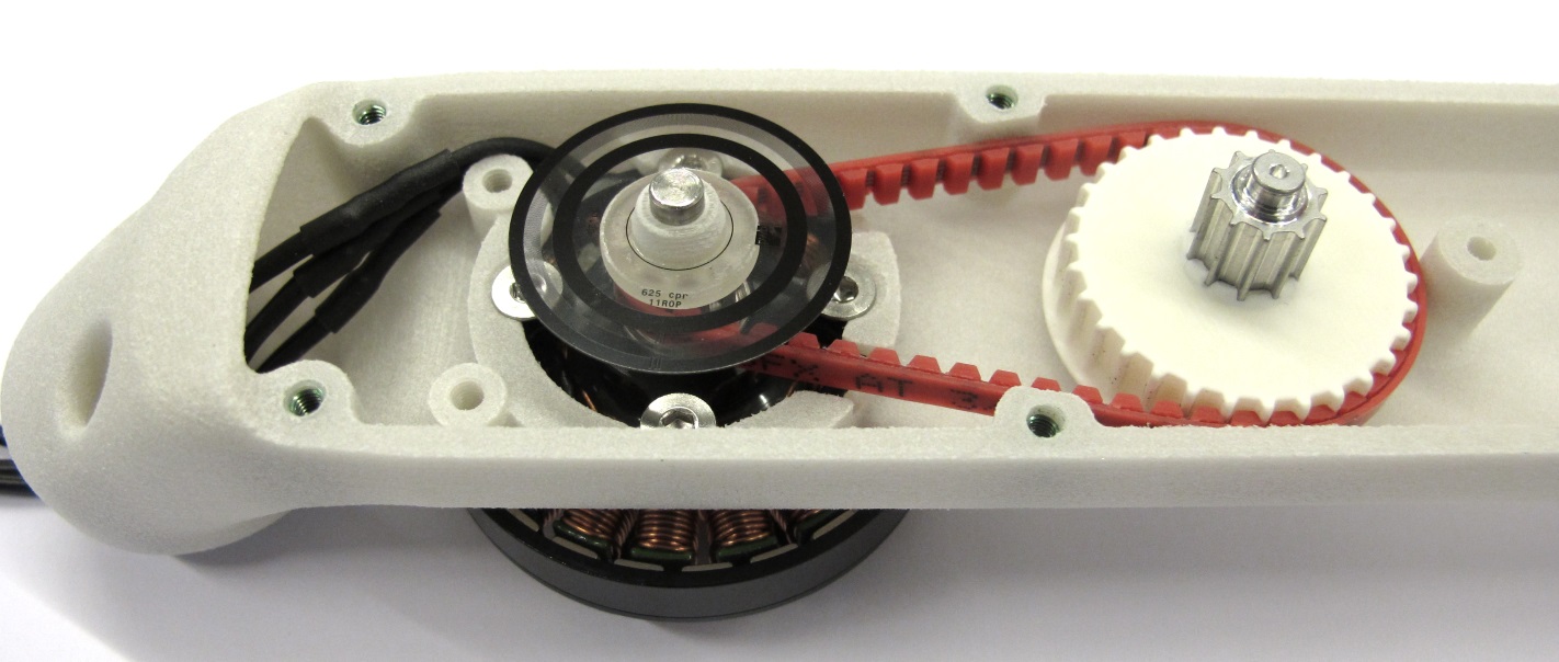 *Place the 150mm timing belt on the center pulley and engage the teeth.*