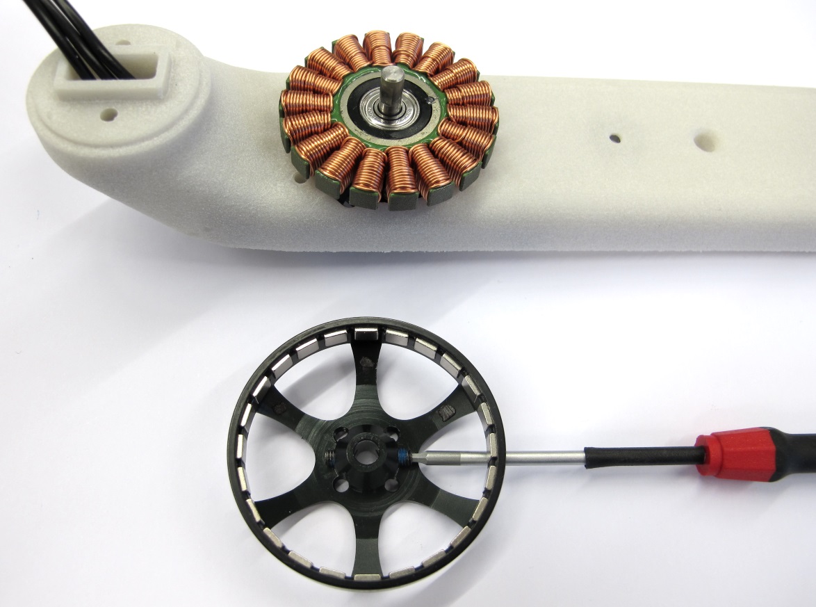 *Turn the assembly around.