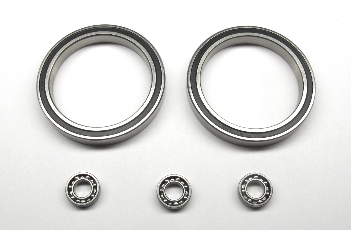 *Stainless steel roller bearings.